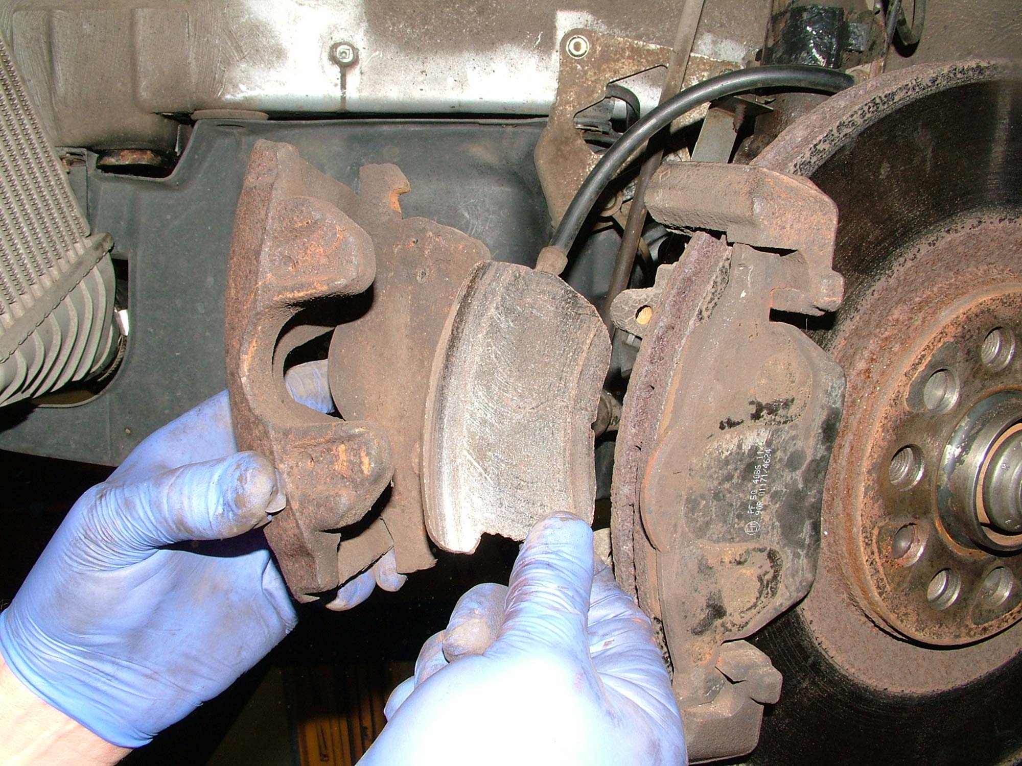 Brake Pedal Shakes When Braking: 7 Causes, Diagnosis, and Repair Costs