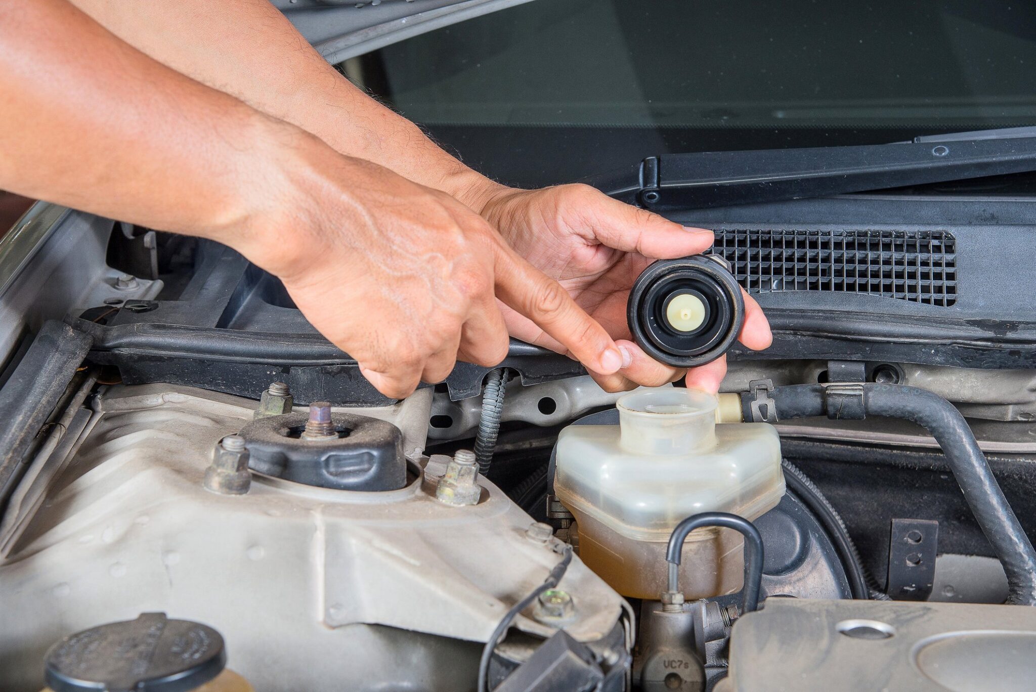 Contaminated Brake Fluid: 8 Signs & Fixes